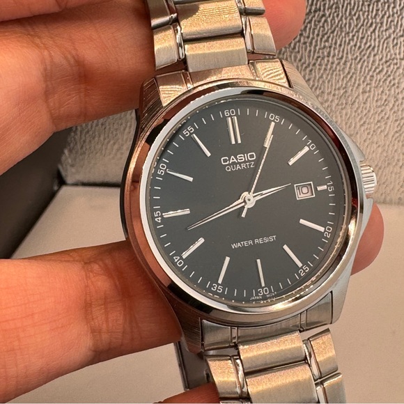 Accessories | Casio Men Wrist Watch 37mm Wide Diameter Gray And Black ...